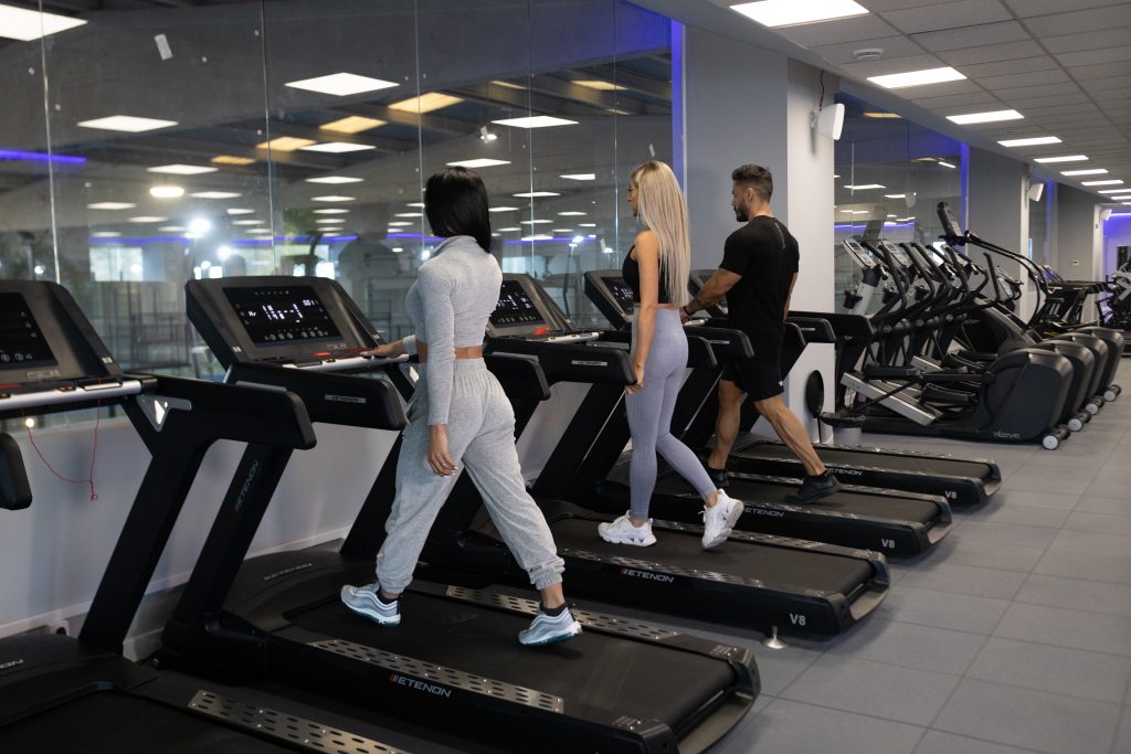 Optimiza tu espacio: Diseña una sala de cardio perfecta | Etenon Fitness